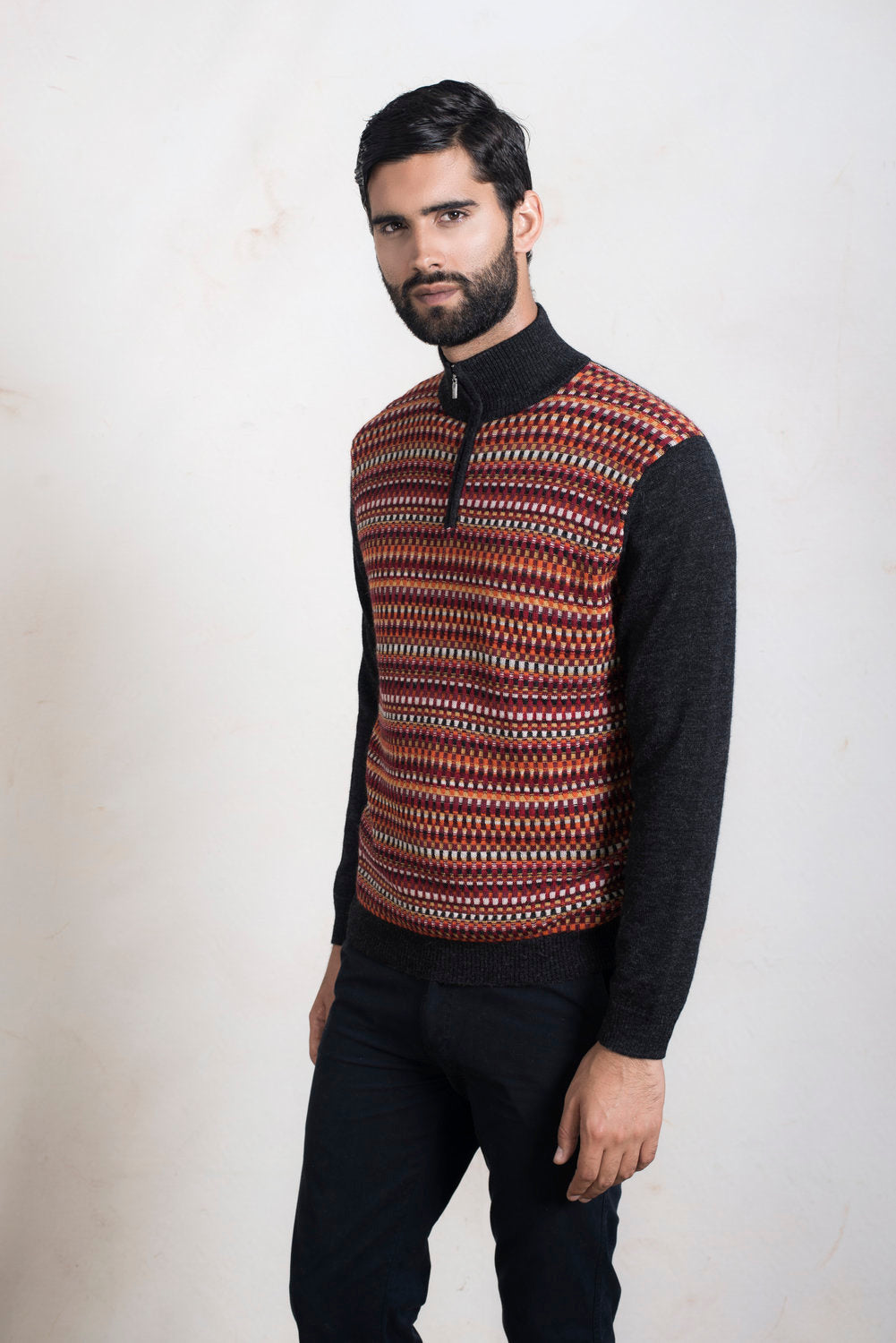 SUÉTER RAMIRO DE BABY ALPACA COLOR ANTRACITE