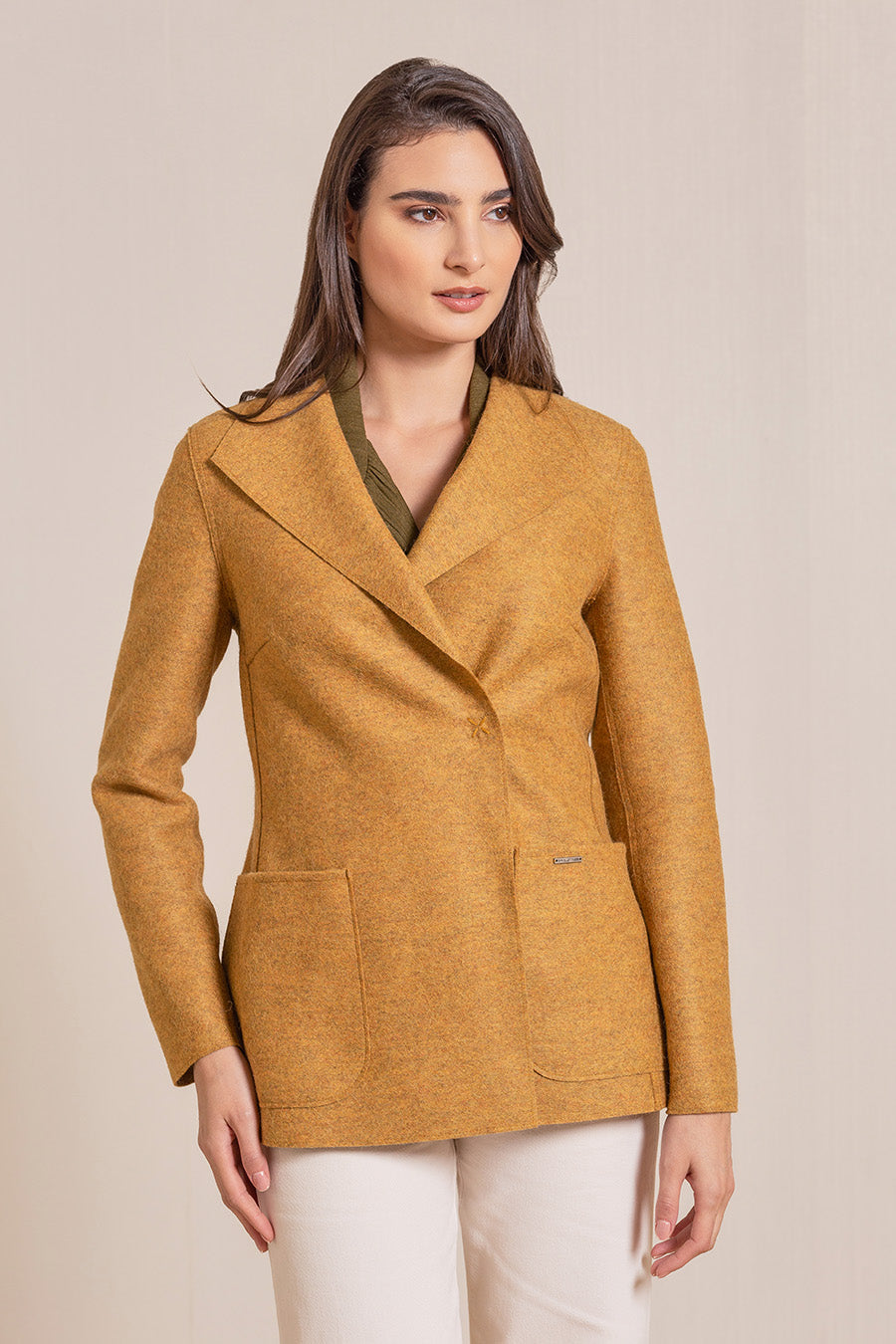 Abrigo Vaderetro De Alpaca & Lana Color Curry